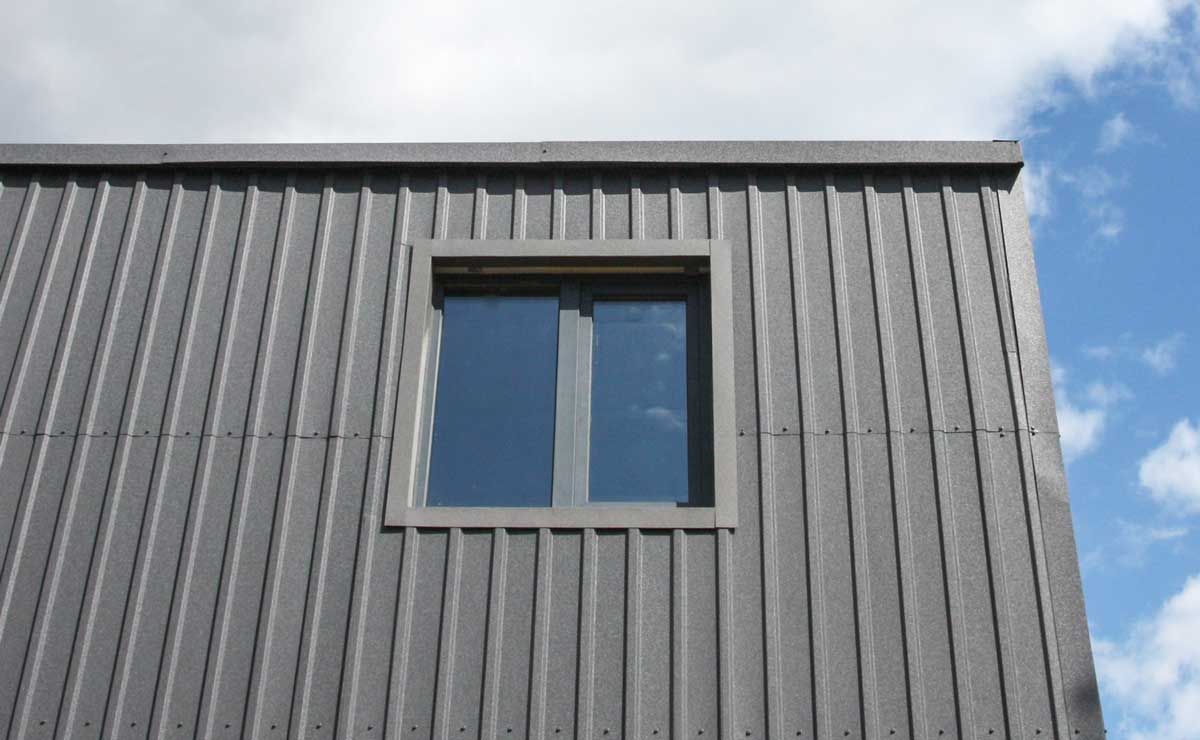 Eavestrough Services – D.T. Roofing Ltd.